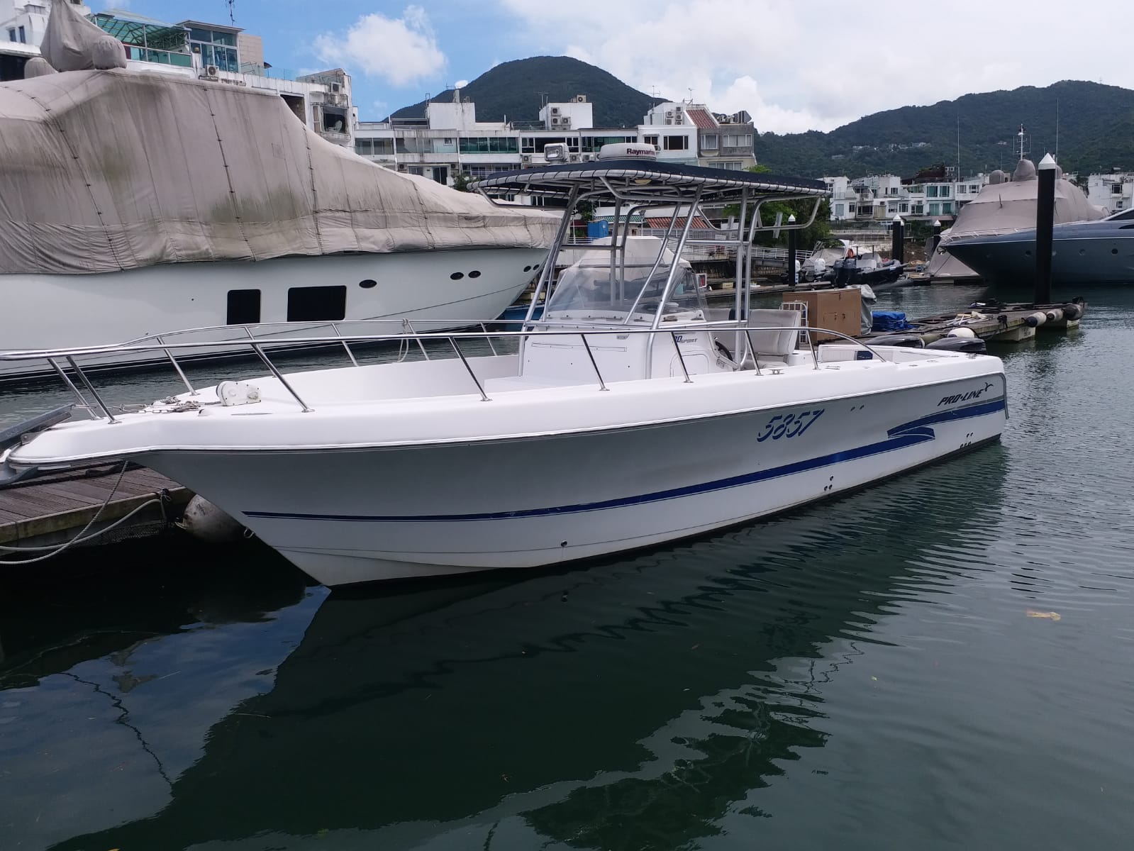 Boats & Yachts Ltd Hong Kong | Boats For Sale Hong Kong | Yachts For ...