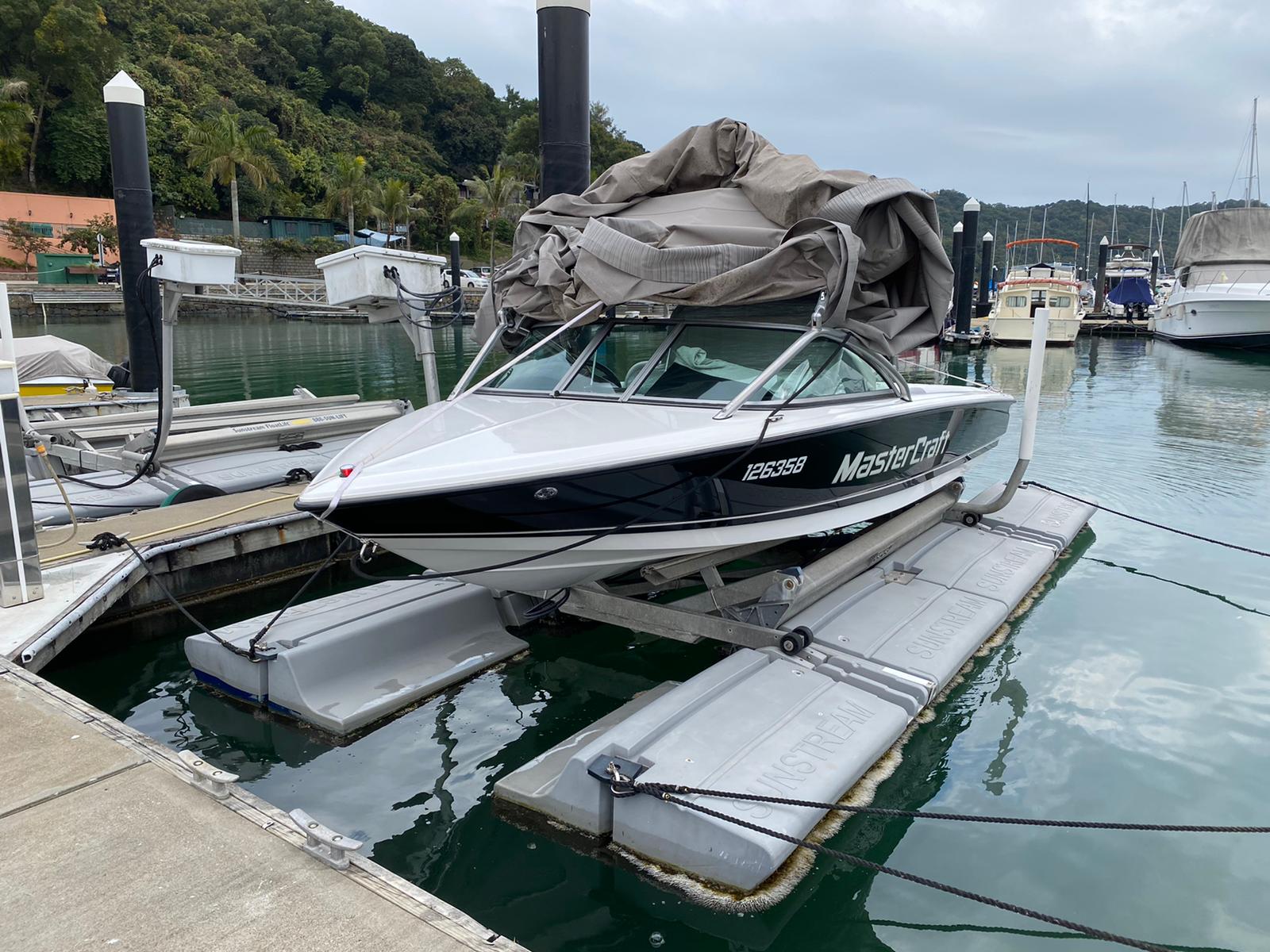 Boats & Yachts Ltd Hong Kong | Boats For Sale Hong Kong | Yachts For ...